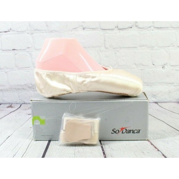So Danca | Shoes | Nwb So Danca Claudia Pink Satin Nikiya Pointe Ballet ...